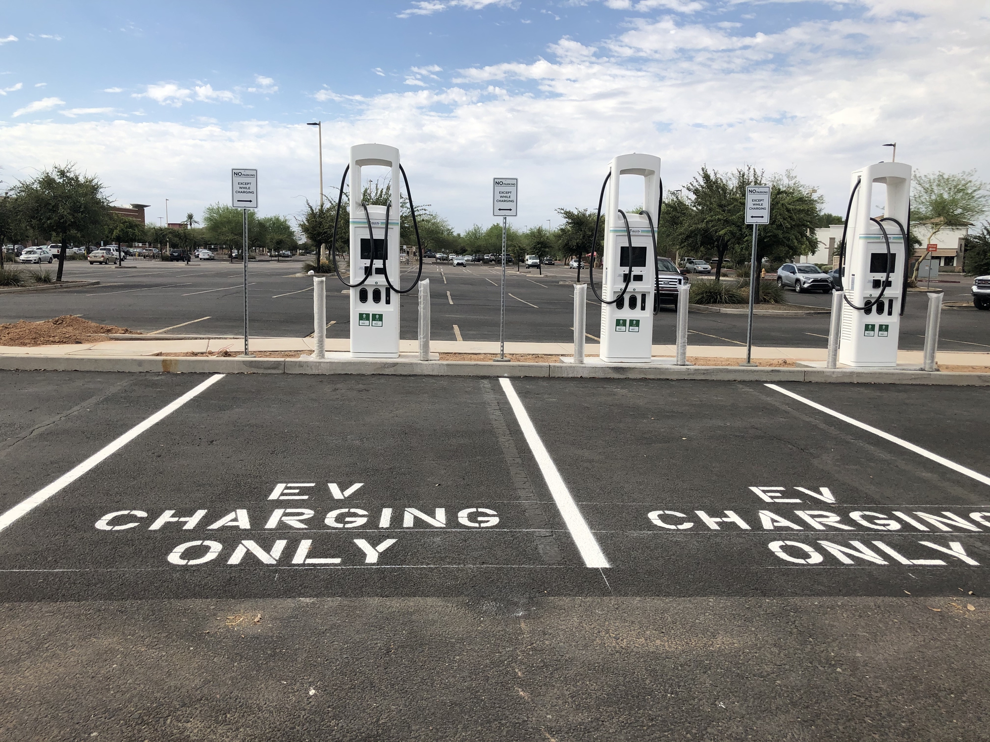 BMW, Jaguar cars at half price: Luxury gas cars face deep discounts as ...