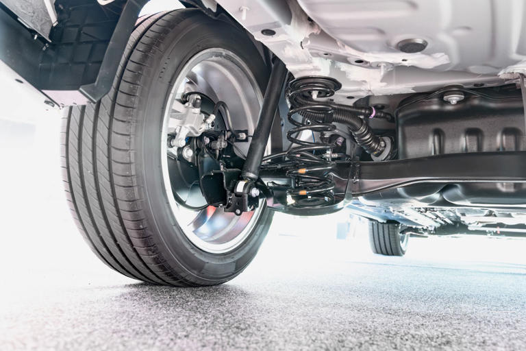 Los neumáticos de coches eléctricos duran menos, pero ¿qué pasa con los ...