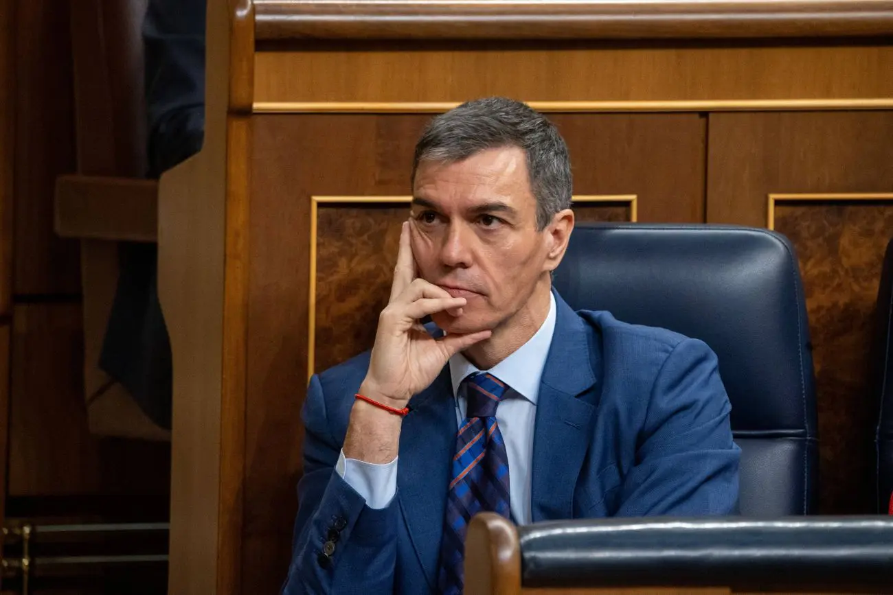 La Guardia Civil perquisisce la sede del Partito socialista a Madrid ...