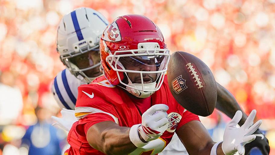 JuJu Smith-Schuster sends clear message while waiting on NFL future