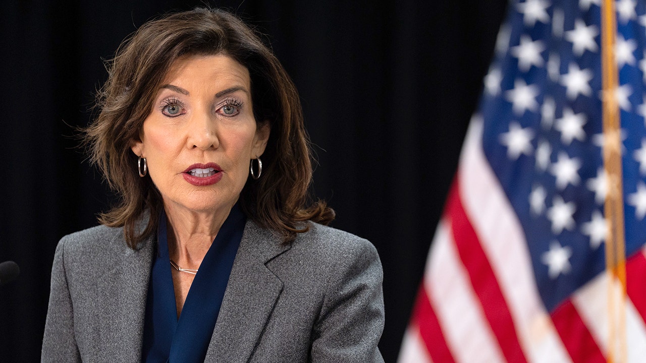 New York sheriffs 'mad as hell' as Hochul pushes to ban key law ...