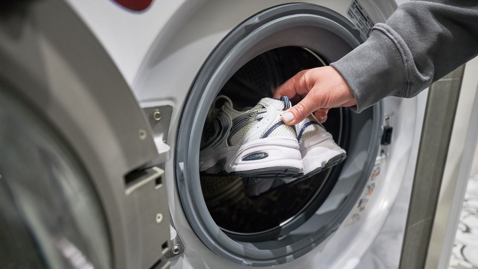 Comment laver ses chaussures en machine : toutes les étapes à suivre ...