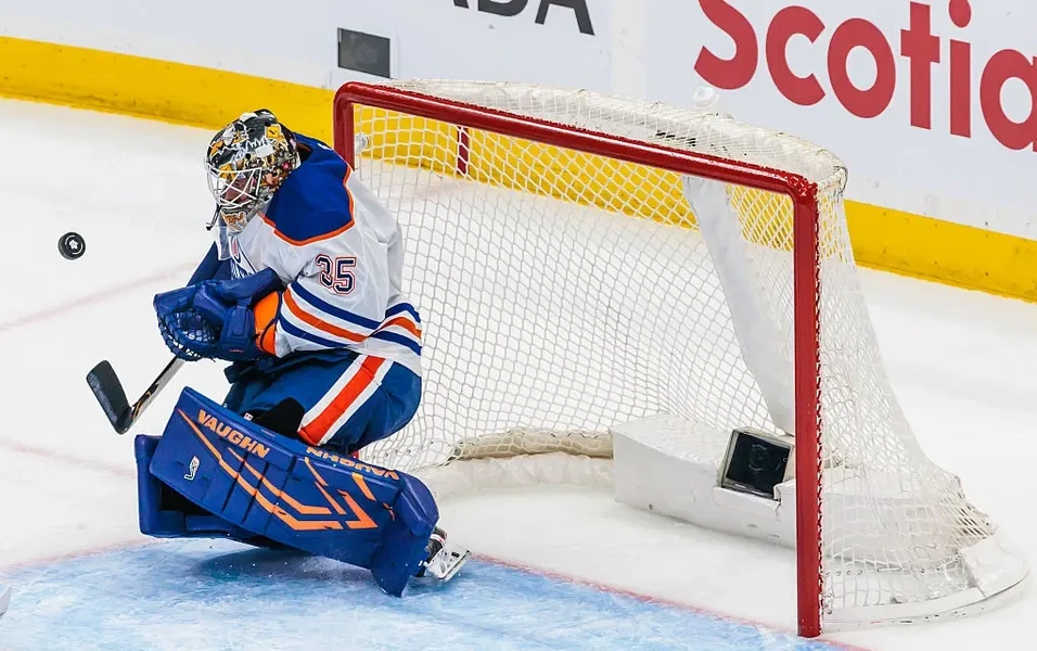 Oilers face mounting pressure to fix goaltending woes