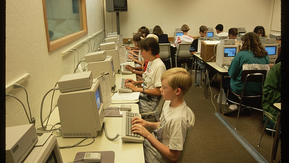Australian students' digital literacy falls to record low
