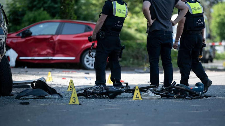 Schülergruppe von Auto erfasst – zwei Kinder gestorben
