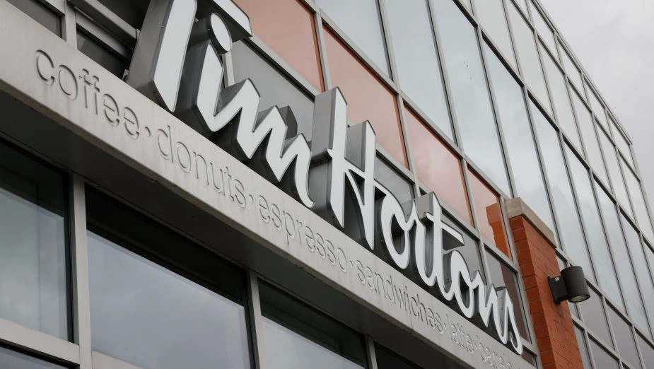 Tim Hortons to hire 10,000 locals amid TFW program shift