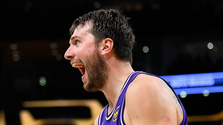 Lakers have terrifying Luka Doncic reunion option Warriors should fear