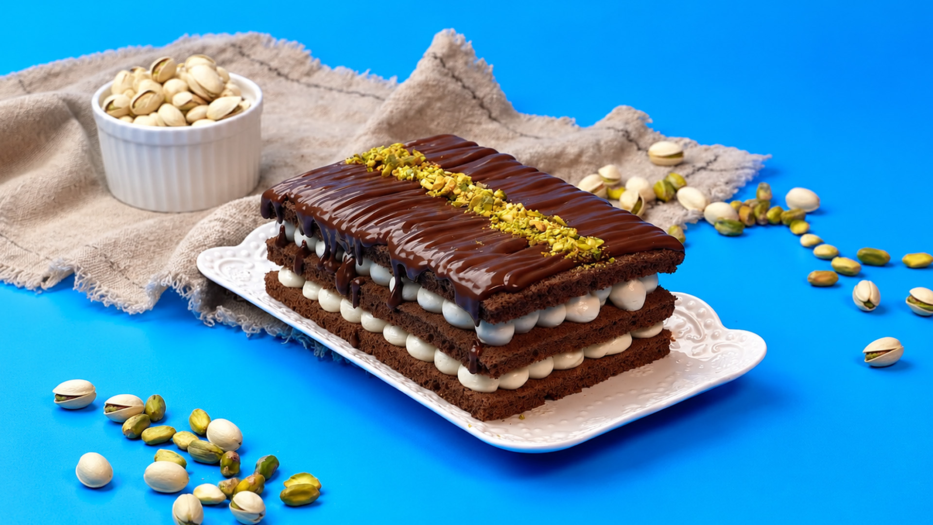 Simple techniques for beautiful cake decorating