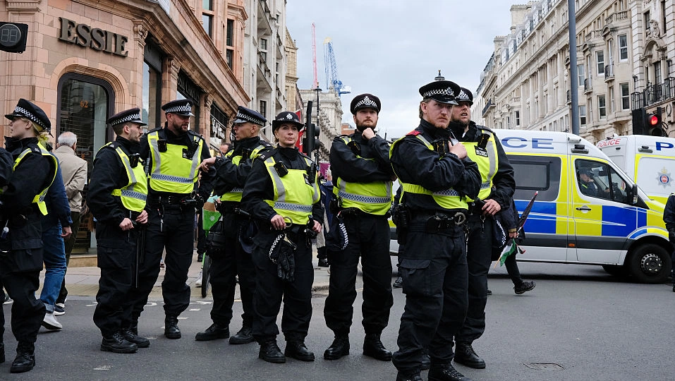 UK Jewish leader to emigrate to Israel over antisemitism fears