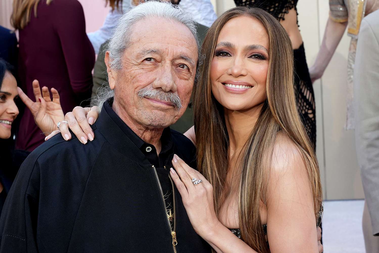 Jennifer Lopez reunites with “Selena” dad Edward James Olmos in ...