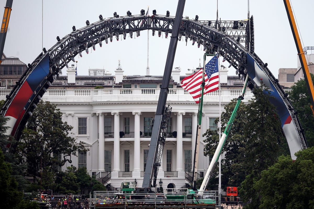 UFC cage rises on White House lawn ahead of historic fight night