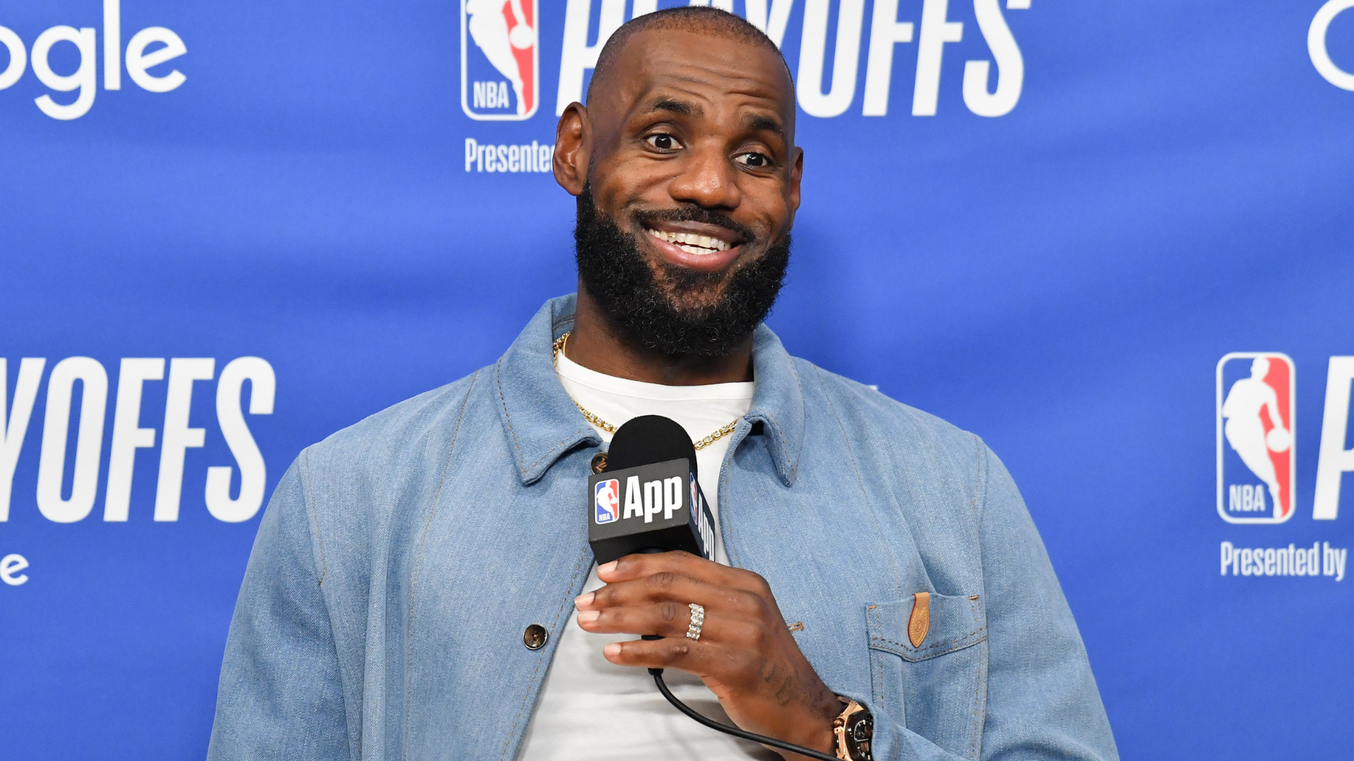 Potential reason LeBron James won’t take pay cut from Cavs revealed