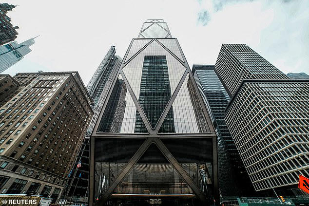 Judge rips into JPMorgan banker suing colleague after he backpedals