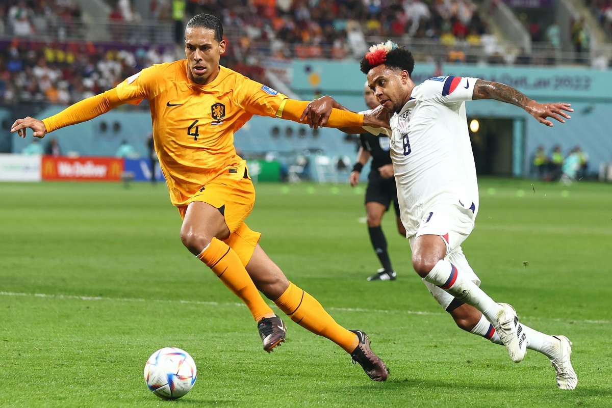 Van Dijk, Dumfries lead Netherlands World Cup roster