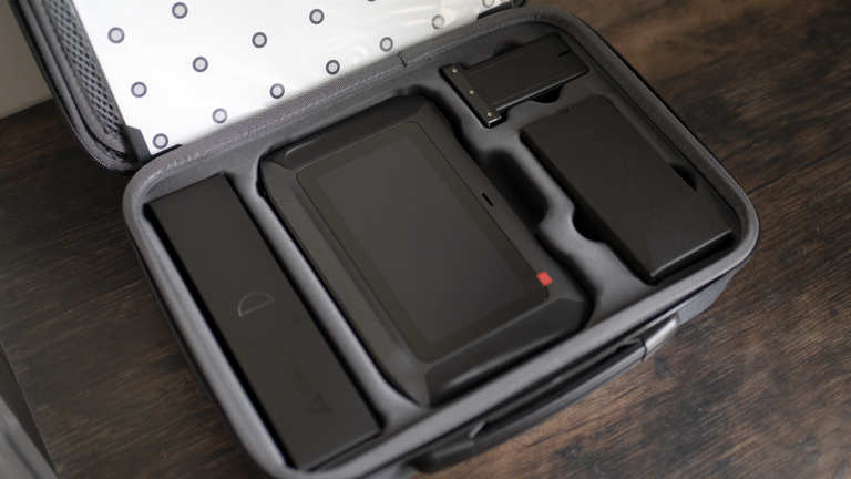 This compact, portable 3D scanner takes everything in its stride!