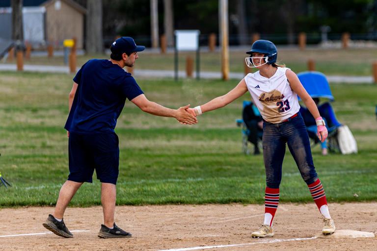 See which 7 SouthCoast softball teams qualified and who they face