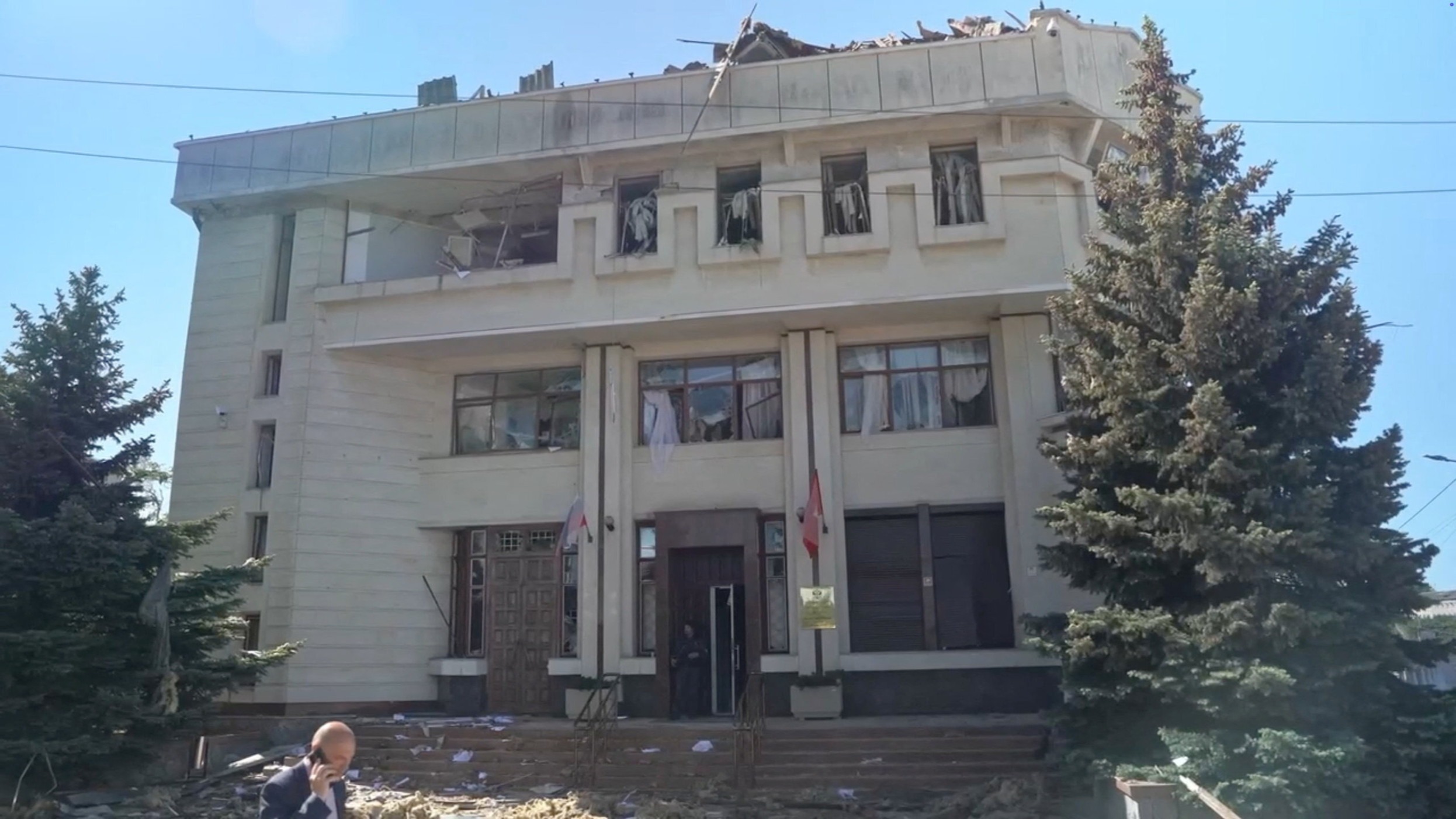 Russian banks to arm themselves against Ukrainian drones