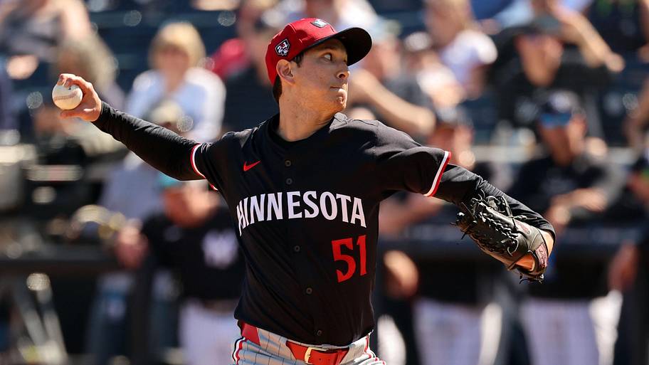 Former Twins reliever gets humbled after recent release