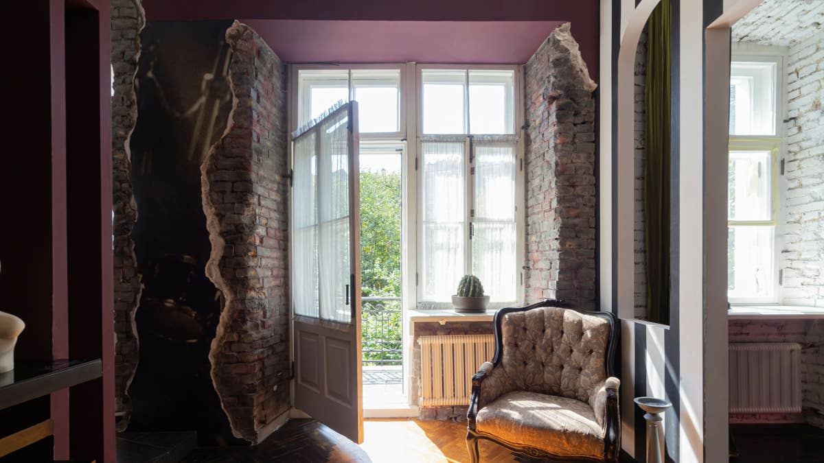 Transform your space with the color-drenching paint technique: Tips inside