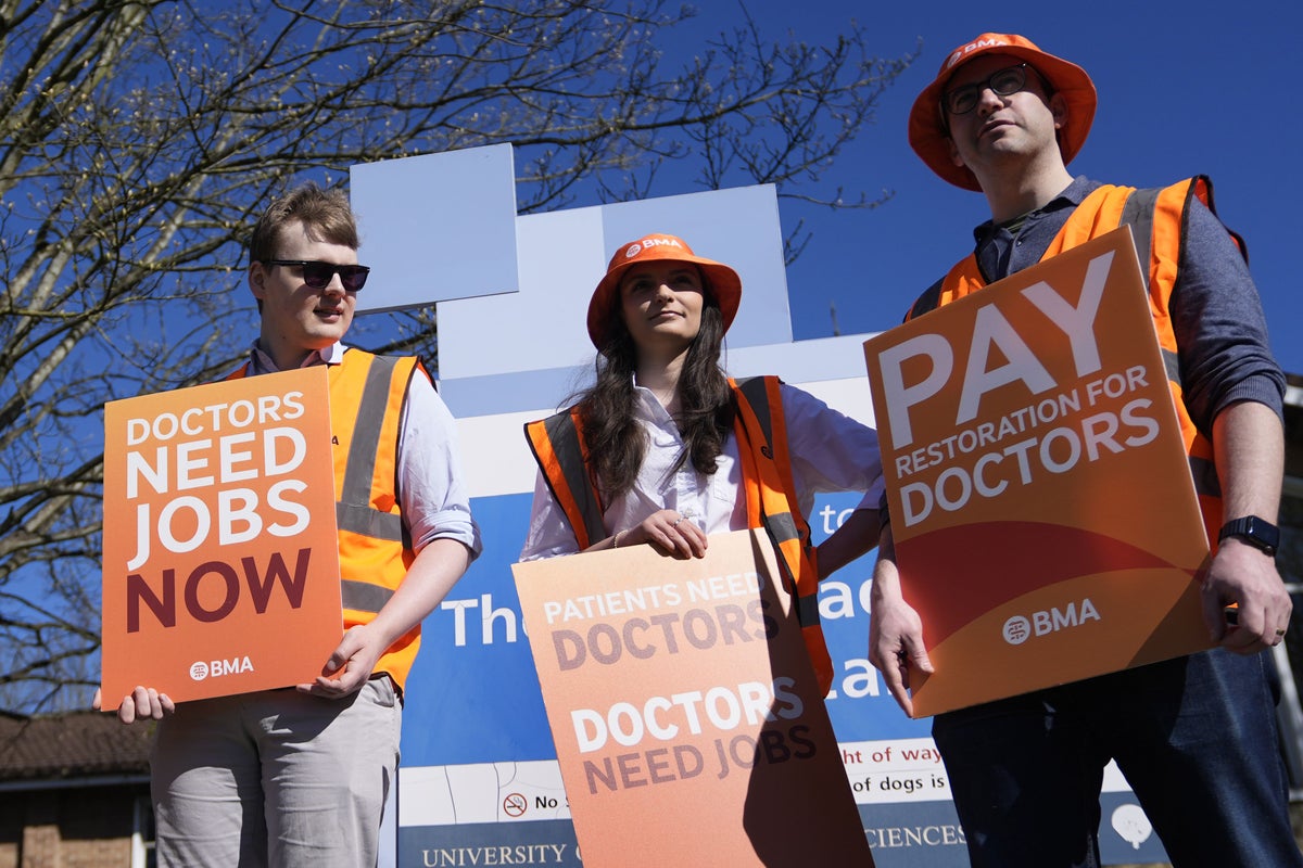 Resident doctors in England to strike in June
