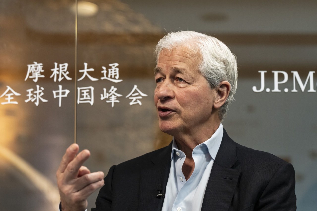 Jamie Dimon says JPMorgan could spend $20 billion on deals