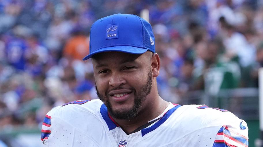 Dion Dawkins earns praise as elite protector despite modest ranking