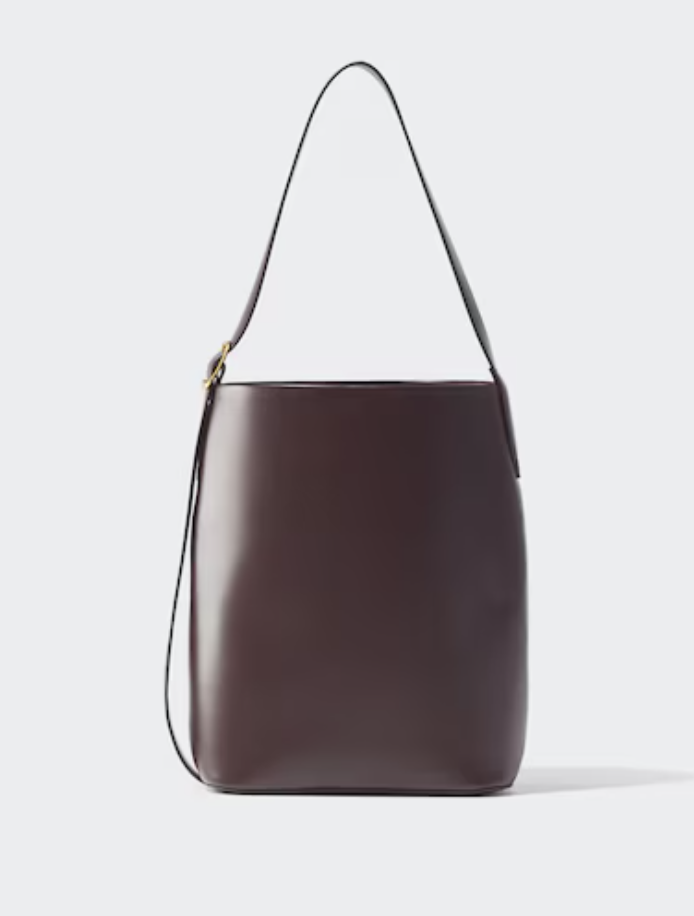 Les sacs en bandoulière c'est fini : voici le modèle le plus tendance ...