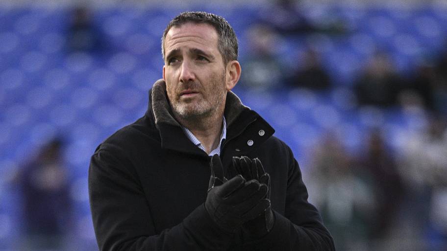 NFL insider slips Eagles' name in as trade candidate for 7-time Pro Bowler