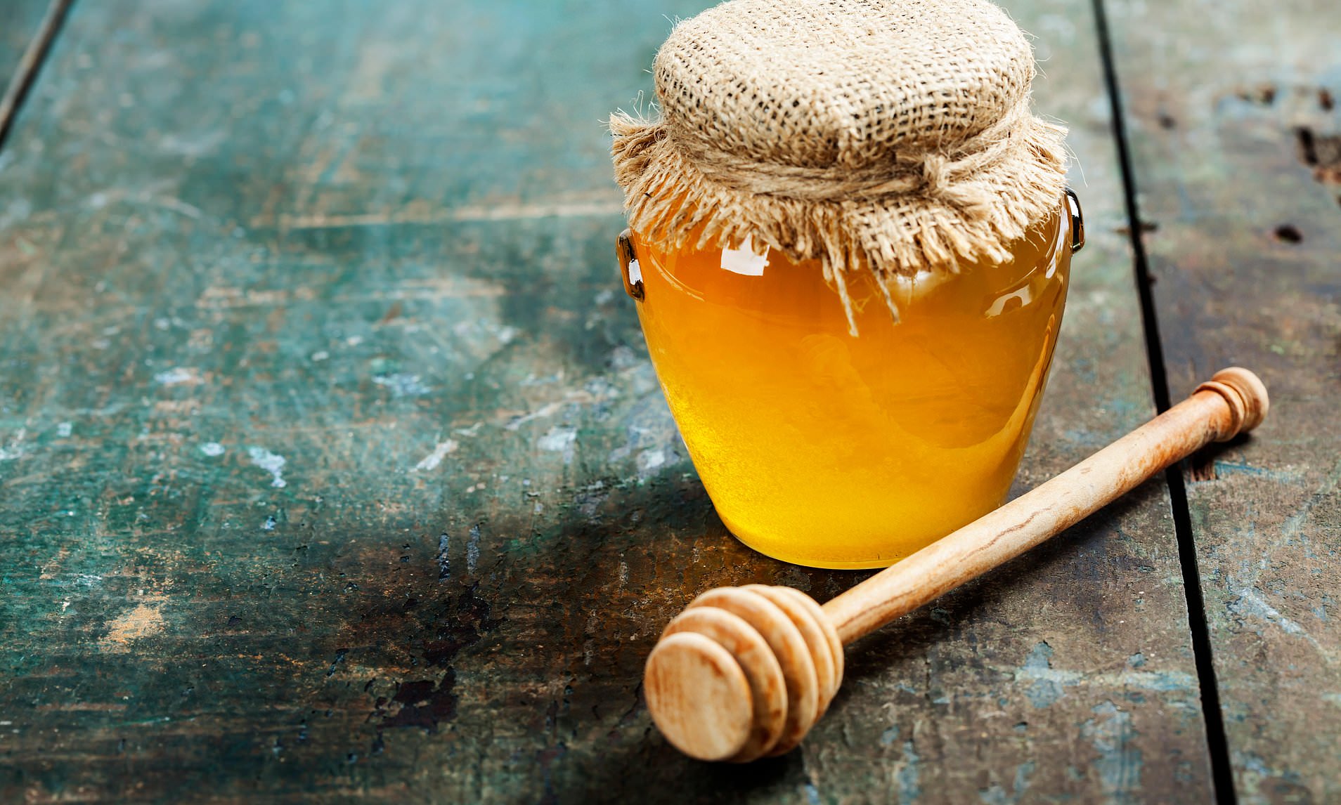 How a daily dose of honey may aid weight loss and even fight cancer if ...
