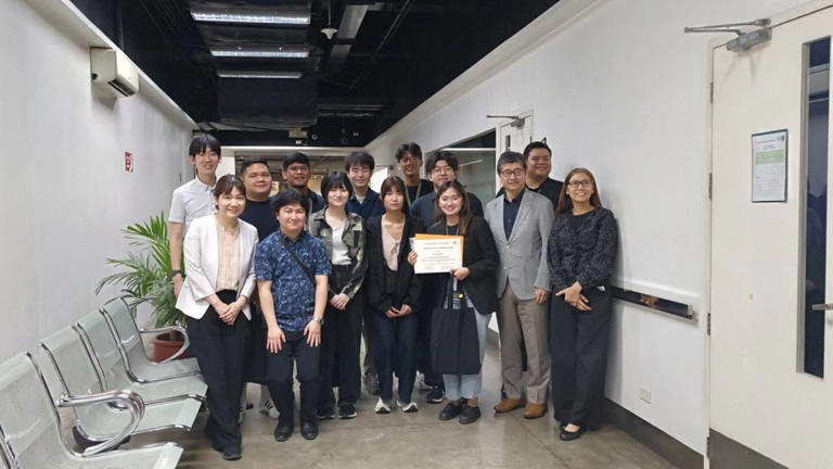 Japanese students engage in deaf education in Manila