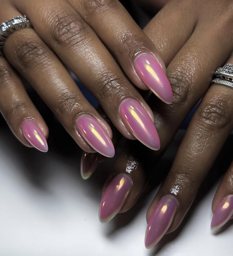 Unicorn chrome nails are the dreamiest manicure trend of the year