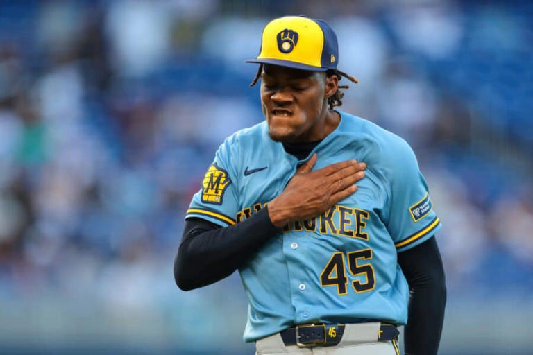 Abner Uribe’s strikeout celebration draws Pat Murphy’s disapproval in ...
