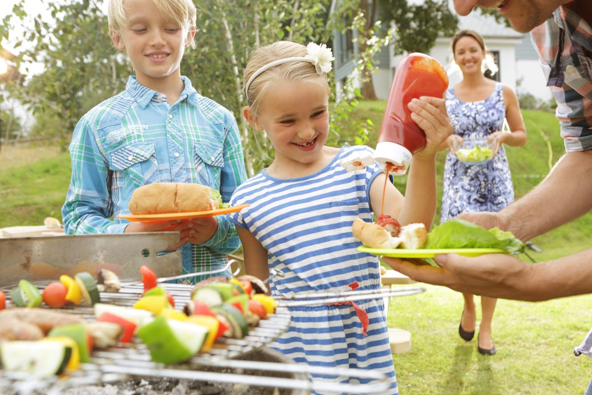 Here's the best way to clean your BBQ grill
