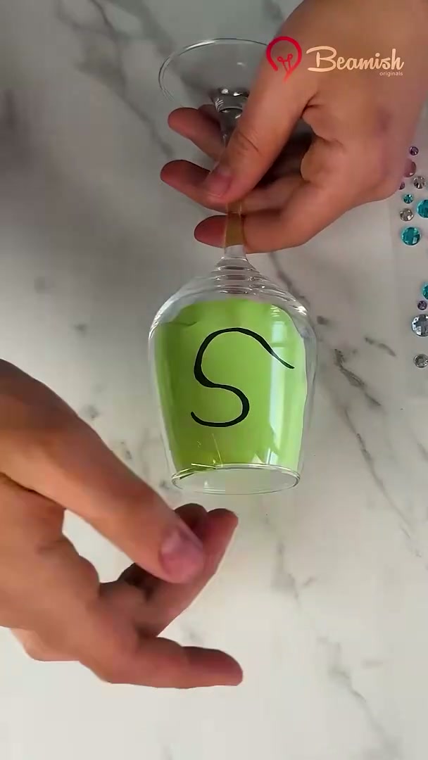 Personalized glass decorating idea #creative #glassdecor #idea