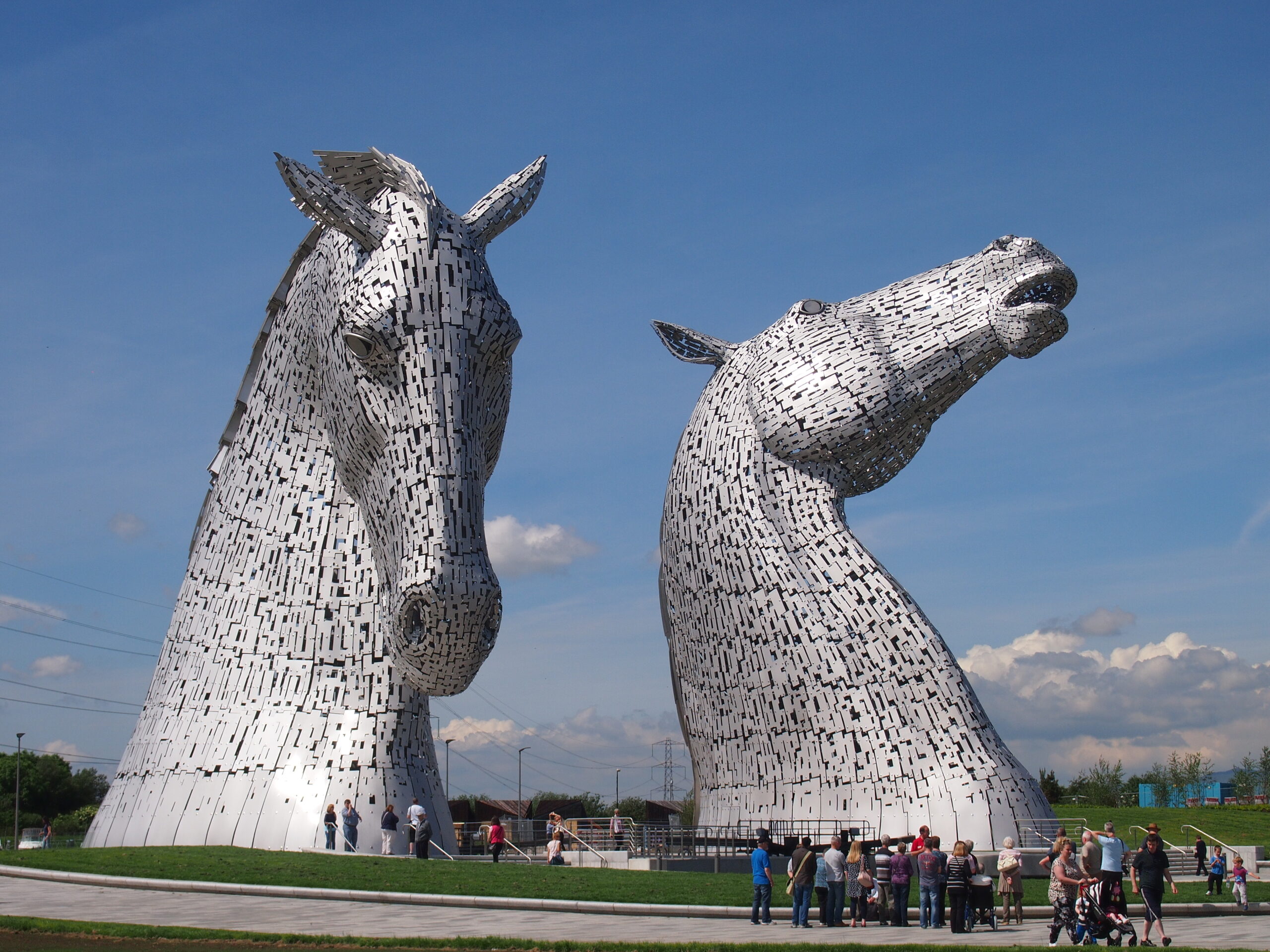 17 cool and colorful man-made roadside attractions around the world