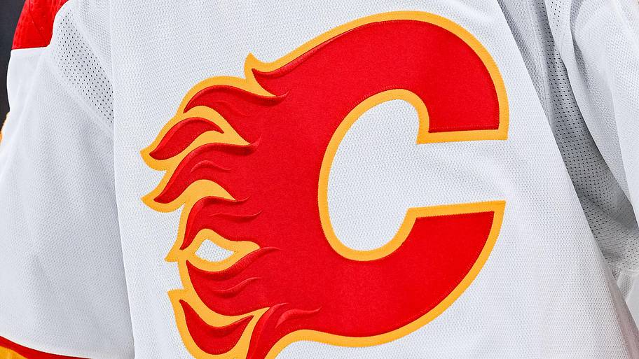 Calgary Flames 2026 NHL draft profile: Viggo Bjorck