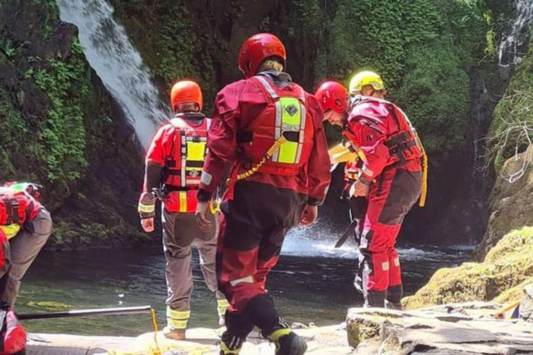 Very near drowning at famous Eryri waterfall that's the worst place to swim