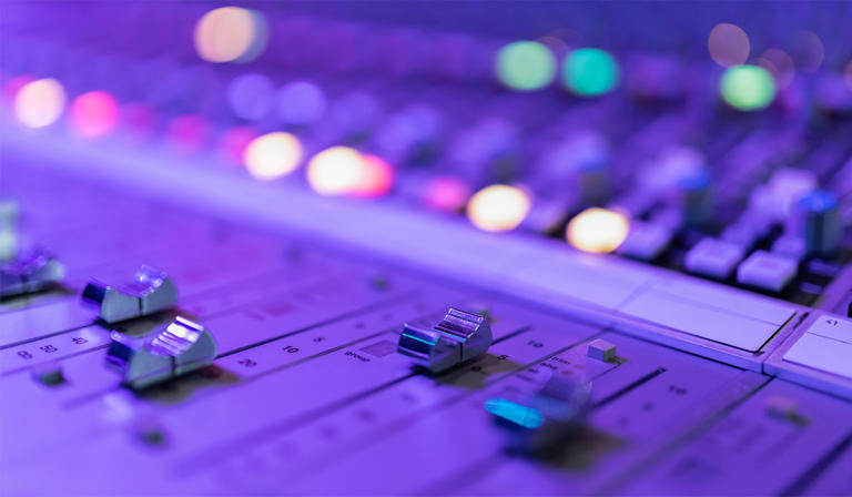 Four Irish radio stations warn 'job losses likely' in new shakeup