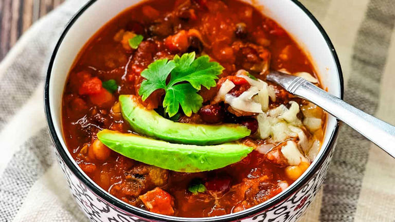 Smoked brisket chili with beans