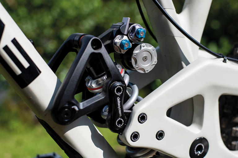 Four influential MTB suspension designs named after the pioneers who ...