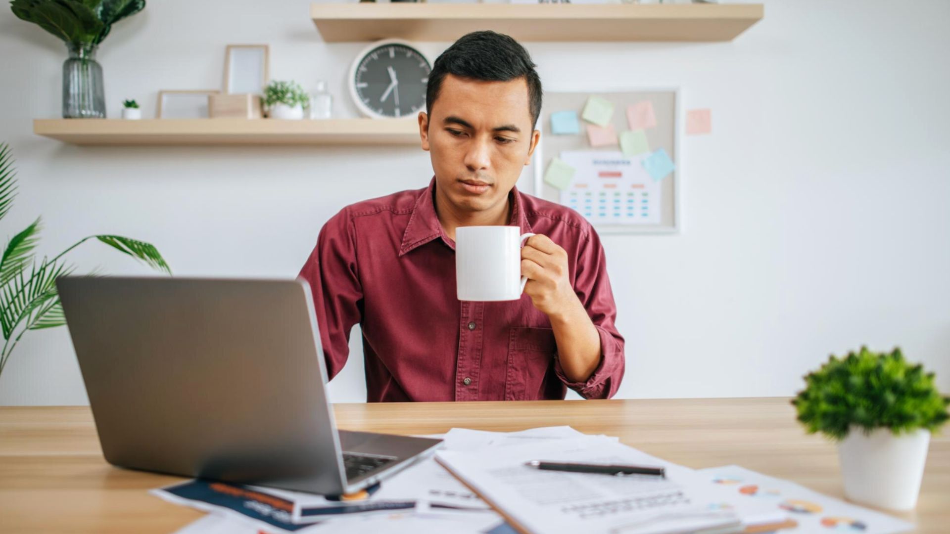 Is working two jobs really common to people nowadays? Singaporeans ...