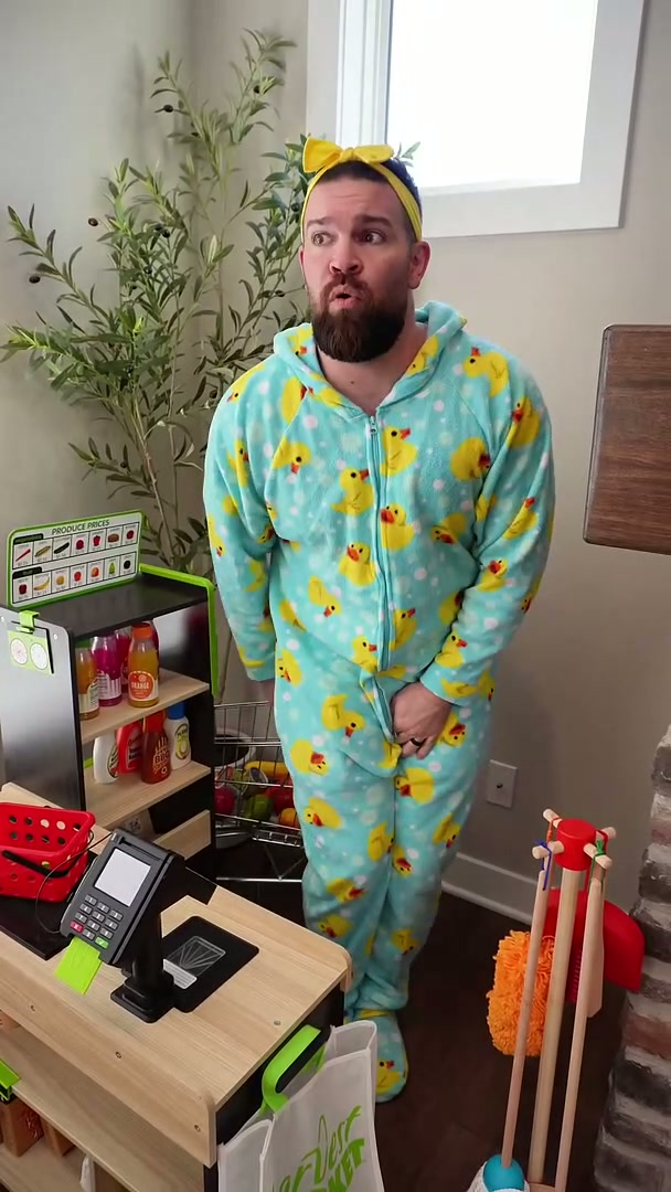 Potty training goes hilariously wrong