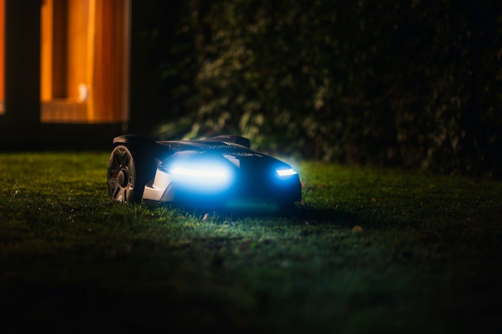 Why robot lawn mowers are getting smarter eyes