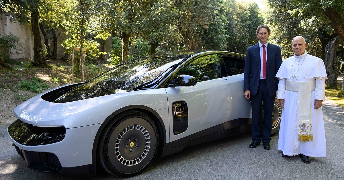 Ferrari - John Elkann disse: "Sia luce!" e la luce fu