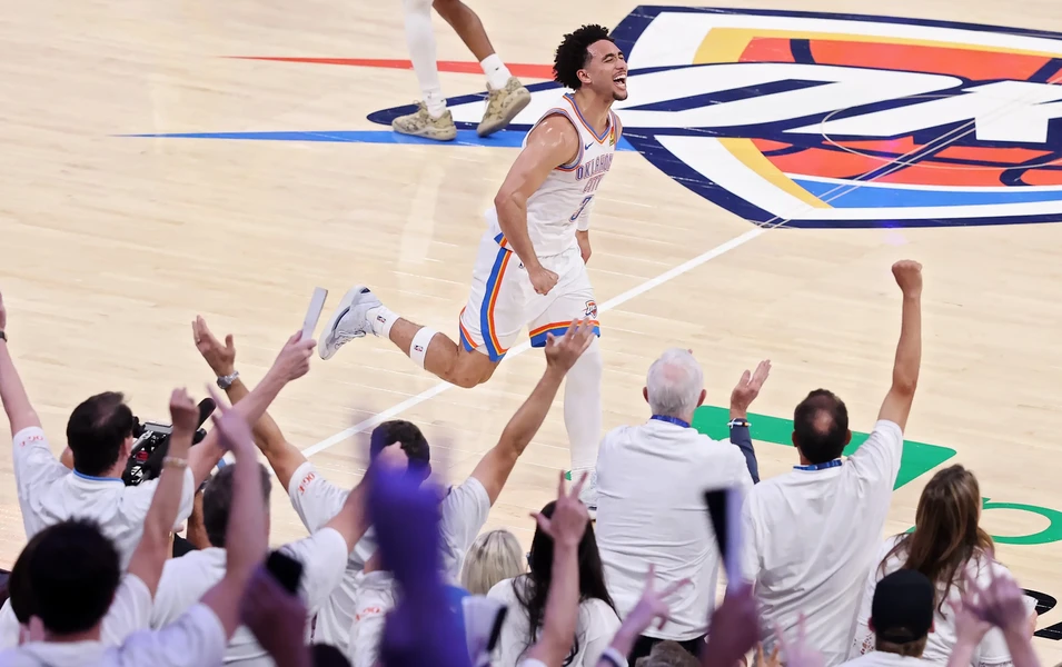 Thunder's Game 5 win marred by Spurs officiating complaints