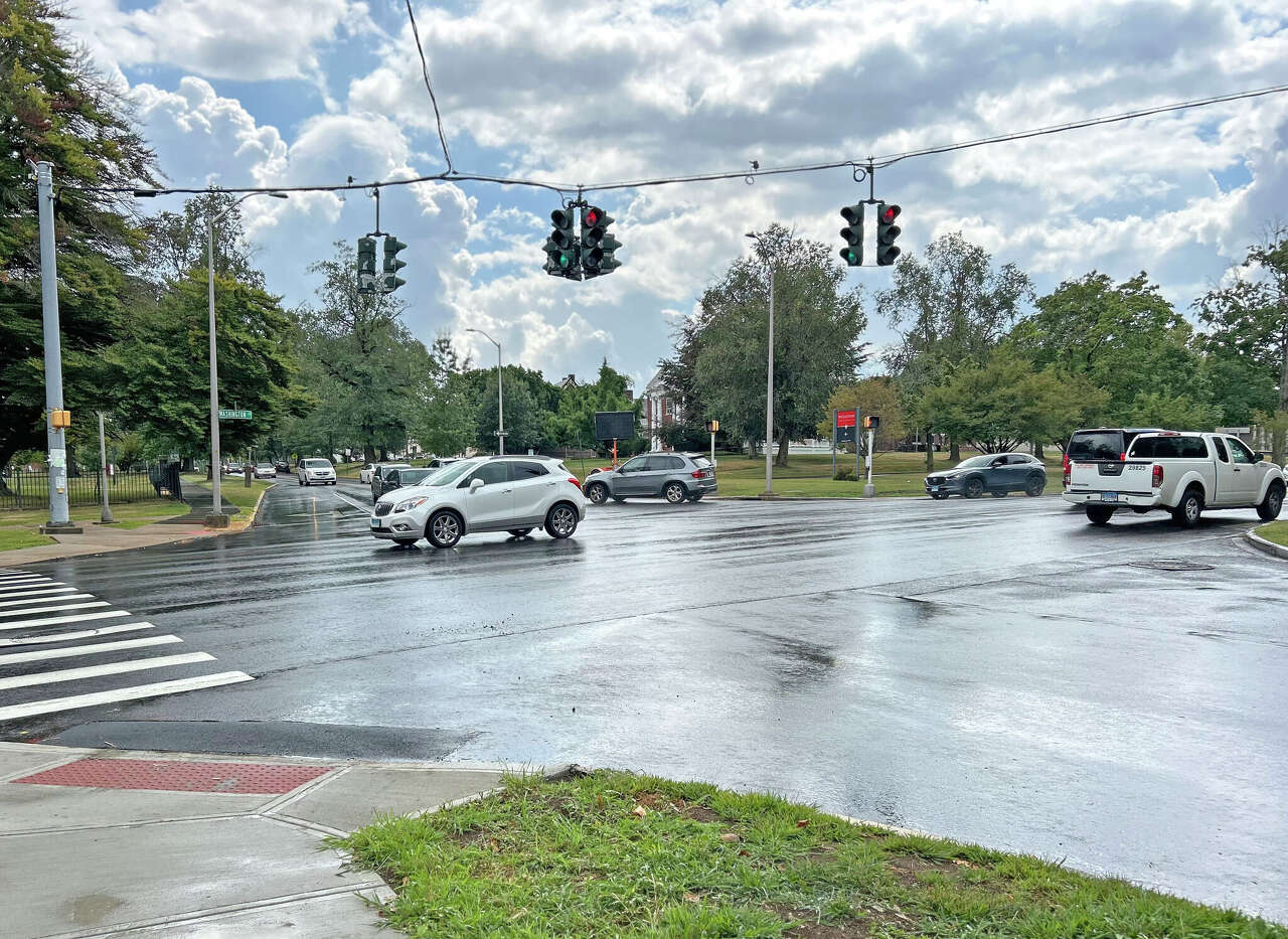 Middletown seeks CT approval for more red light, speed cameras