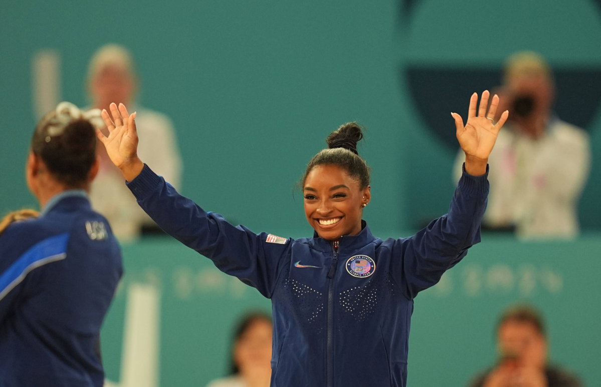 Why Simone Biles and Jordan Chiles bowed to Rebeca Andrade at Paris ...