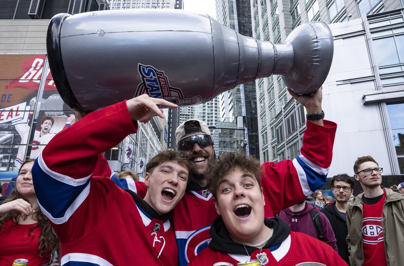 Canadian and Quebec politicians slam NHL for banning Montreal Canadiens ...