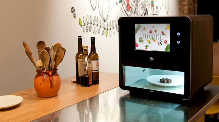 This 3D food printer feels straight out of Star Trek