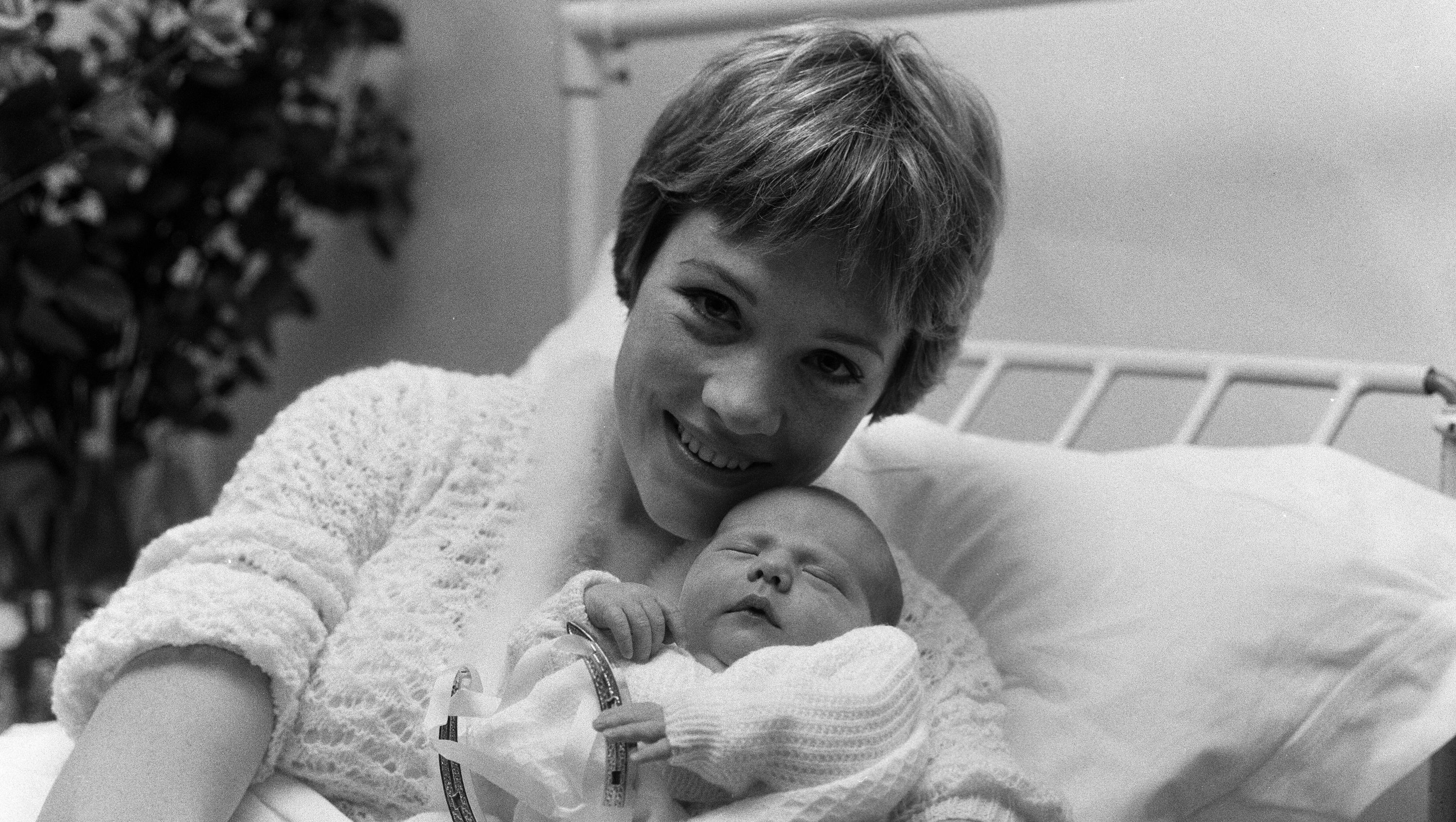 Julie Andrews’ children: Meet her 3 adult daughters